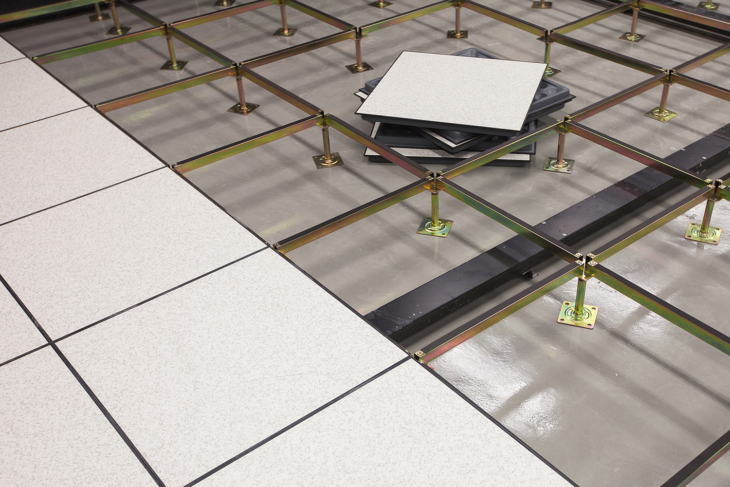 Why Use A Raised Access Floor Duraflor